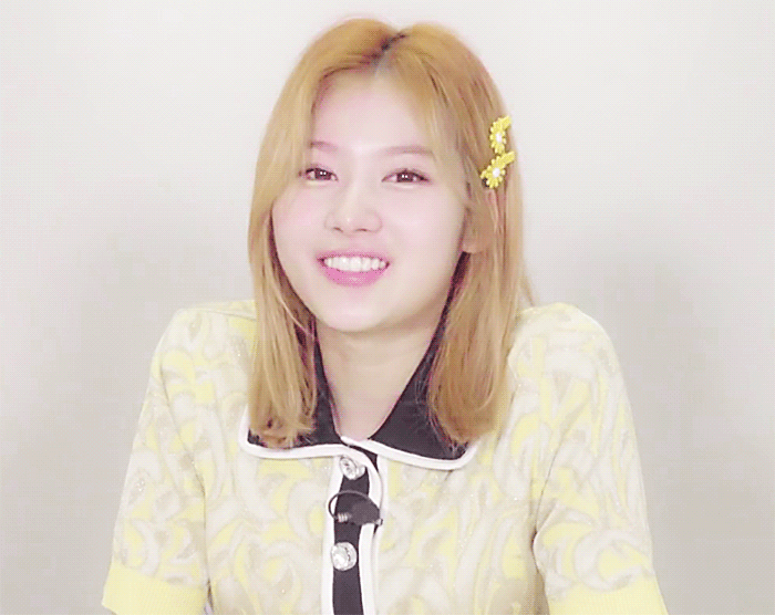 [트와이스] 샤샤티비 향초공방 사나 움짤 5p : MLBPARK